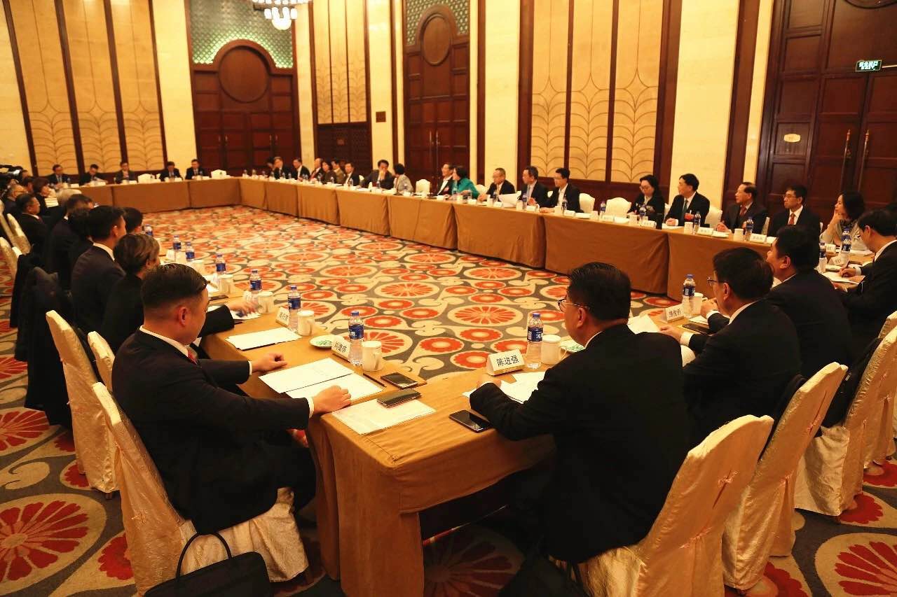 厦门市侨联召开市政协港澳委员和港澳侨特邀人士座谈会-企业官网