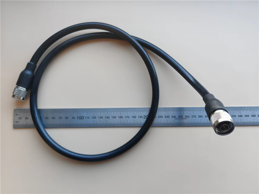 UWB天线馈线介绍-北京华星北斗智控技术有限公司